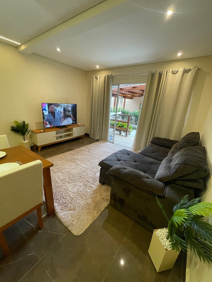 Flat No Condomínio 600m Da Praia - São Sebastião