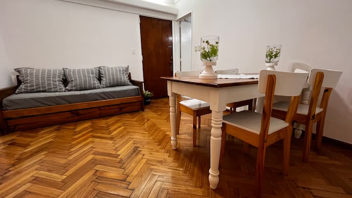 Apart. 2 Amb. Calle Gallo Recoleta Con Wifi - Argentina