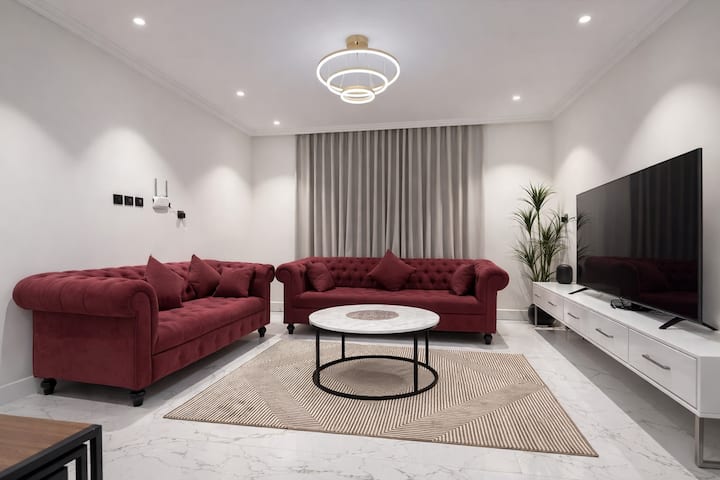 شقه جميلة ومتكاملة بصالة وغرفة - Dammam