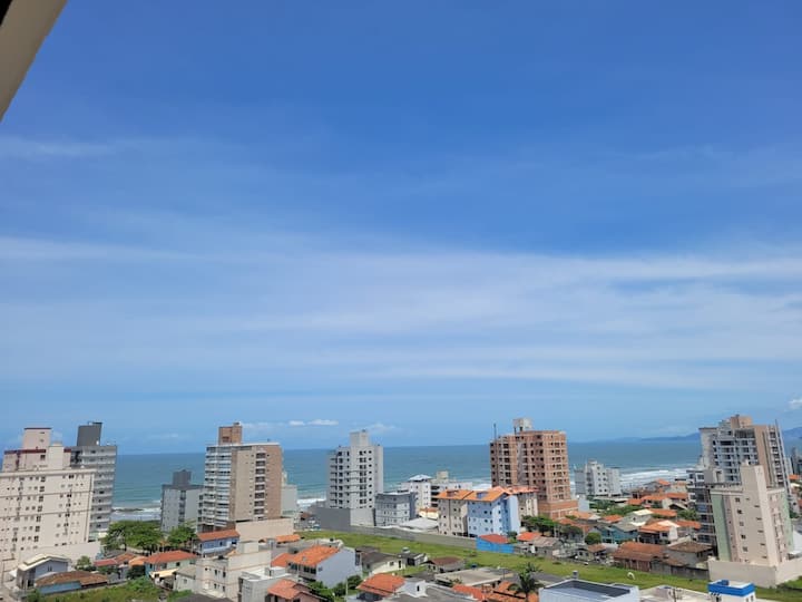 Apto Com Vista Maravilhosa 250mts Da Praia - Navegantes