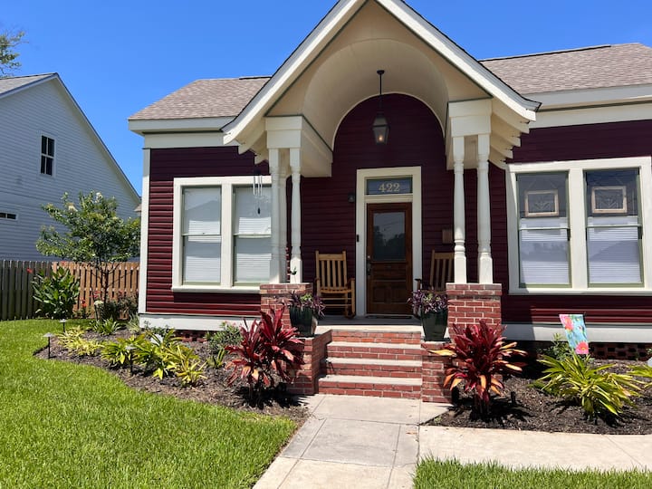 The Moss House! (1900’s Victorian House) - Lake Charles, LA
