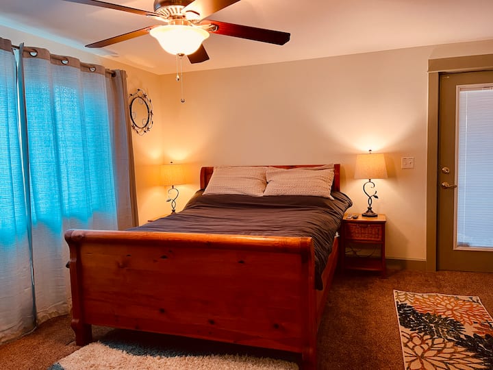 Cozy Country Suite Near Smith Rock - Fast Wi-fi - 레드먼드