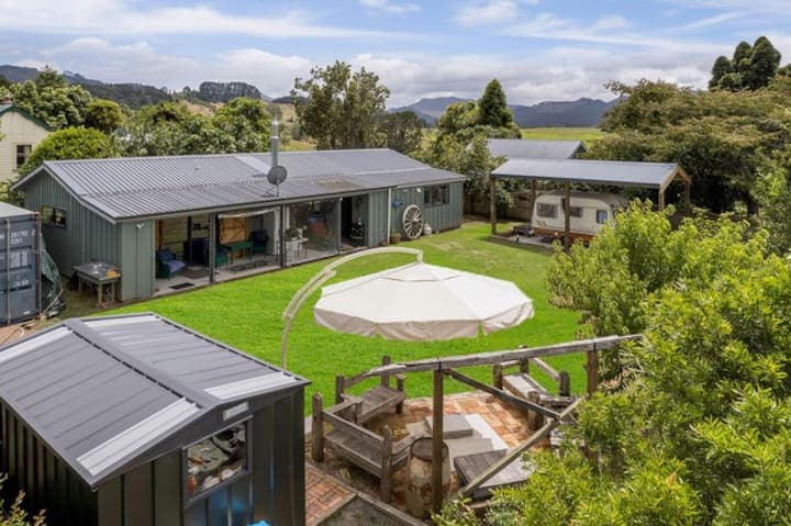 Cartwheel Cabin, Waikino - Waihi