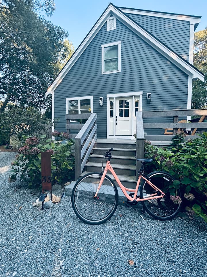 3br/2ba Mv Cottage Close To Beach & Town! - マーサズ・ビンヤード島, MA