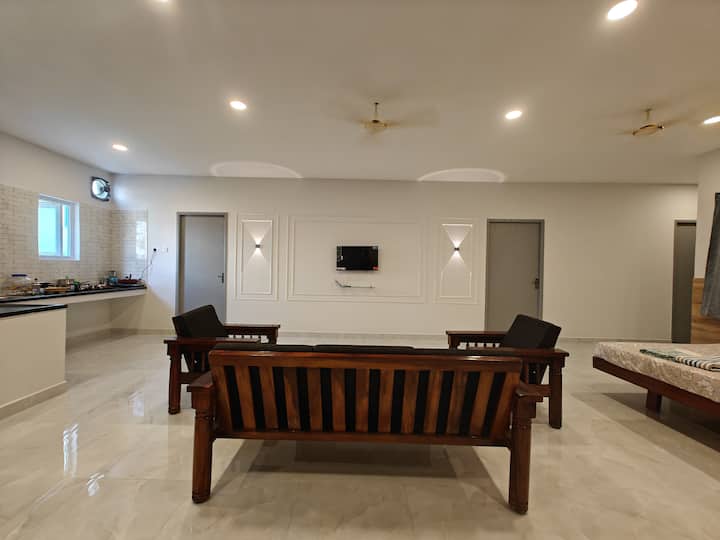 3 Bhk A/c House Near Airport - Chennai