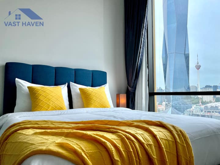 3br Suite Klcc View W/ Balcony, Nflx & 2 Parking - Kuala Lumpur