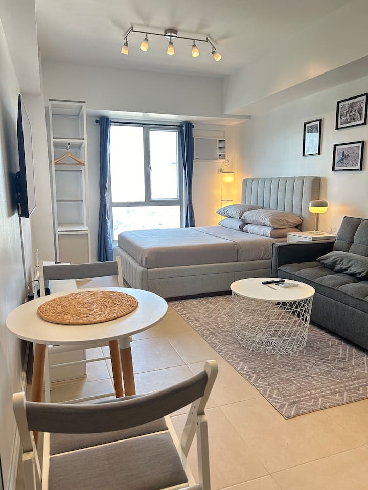 Elegant Condo @ Cebu It Park With City View - Cebu City