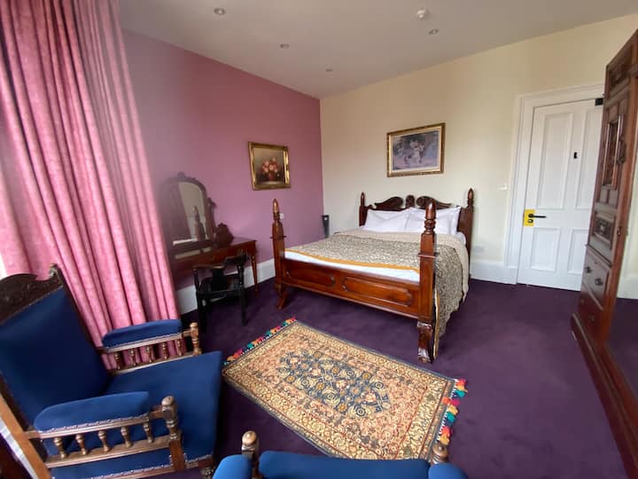 Victorian Style Double Bedroom - Édimbourg