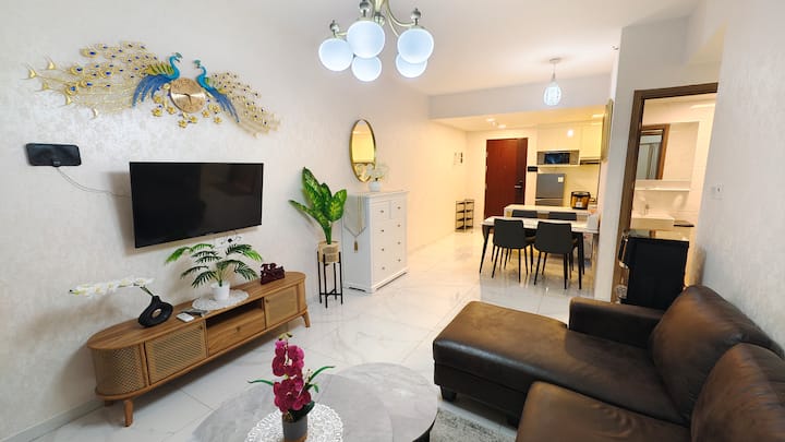 Tropical Suites 3 Bedroom Apartemen At Bsd City - Jakarta