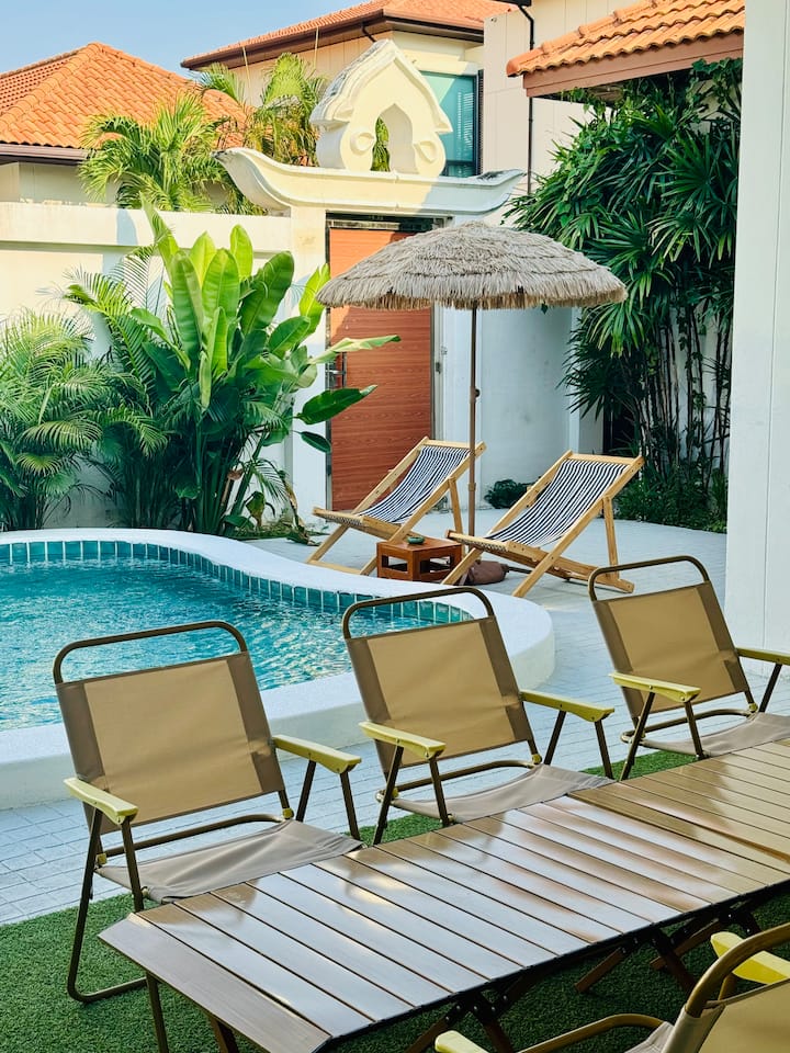 Majestic Residence Seaside Villa Private Beach - Jomtien