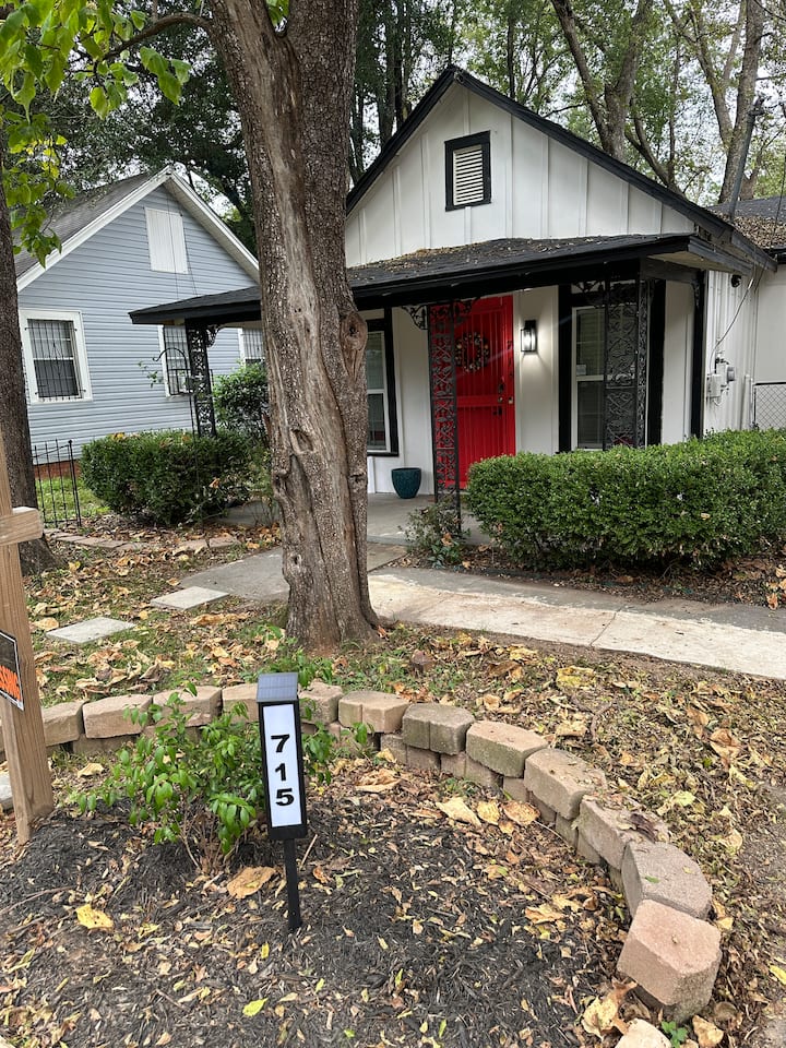 Charming Cottage Home-near Asu, Baptist, Jackson - Montgomery, AL