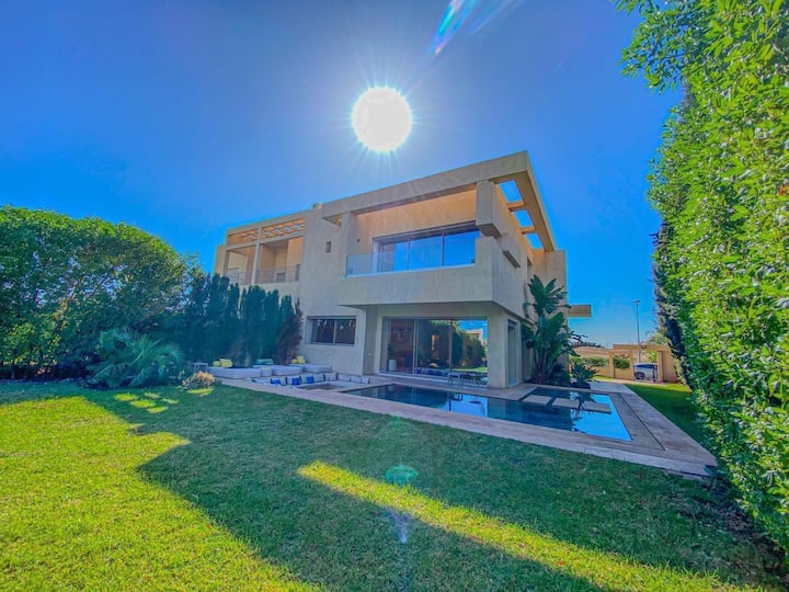 Villa Argan Golf
Marrakech - Petit Déjeuner Offert - Marrakesh