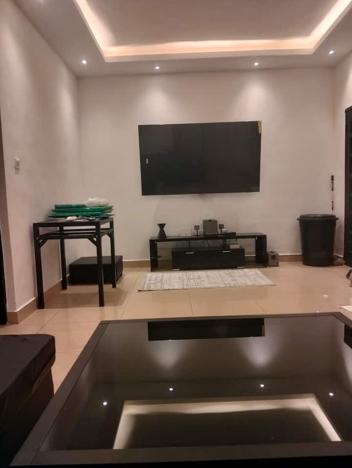 Spacious 1 Br Apt W/ Good Loc - Accra