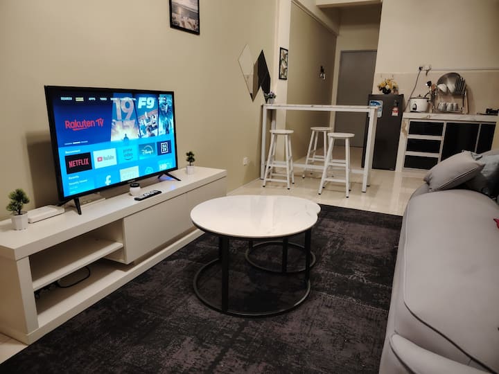 Firza Suite (Ground Floor) - Kerling