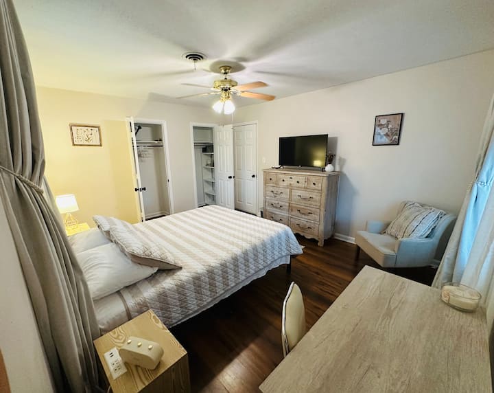 Room #2 - Fayetteville, NC
