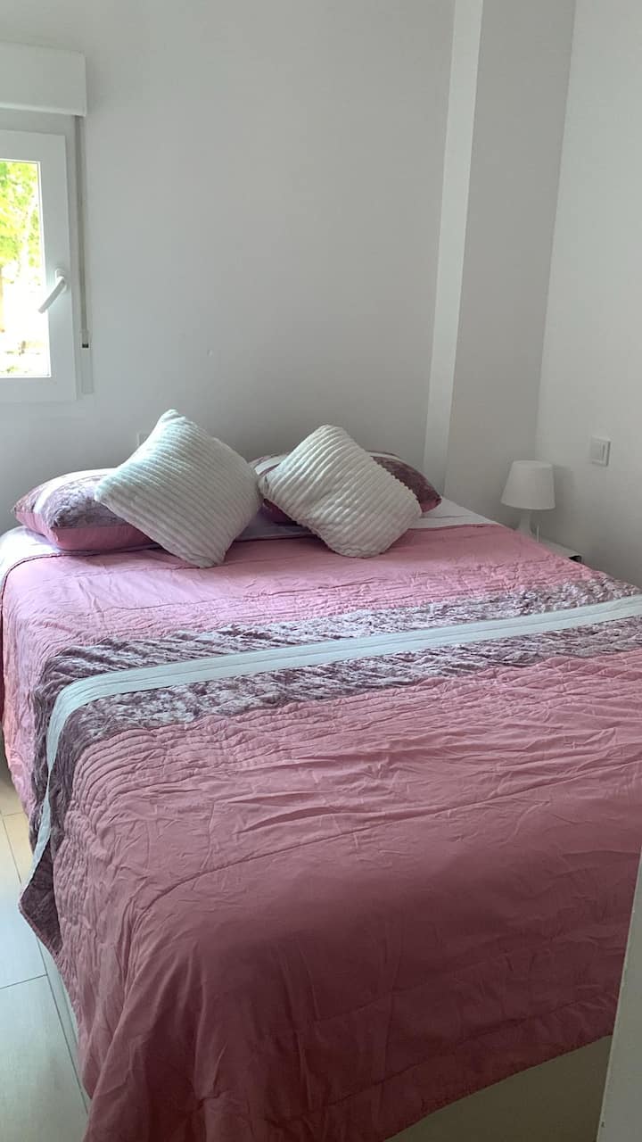 Habitación Con Cama Matrimonial - マドリード
