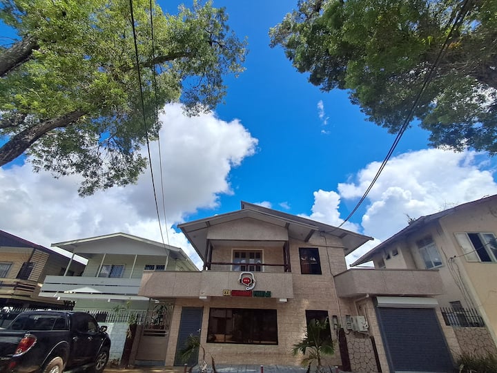 2 Bedroom, 5-person Apartment Elisabeth - Suriname