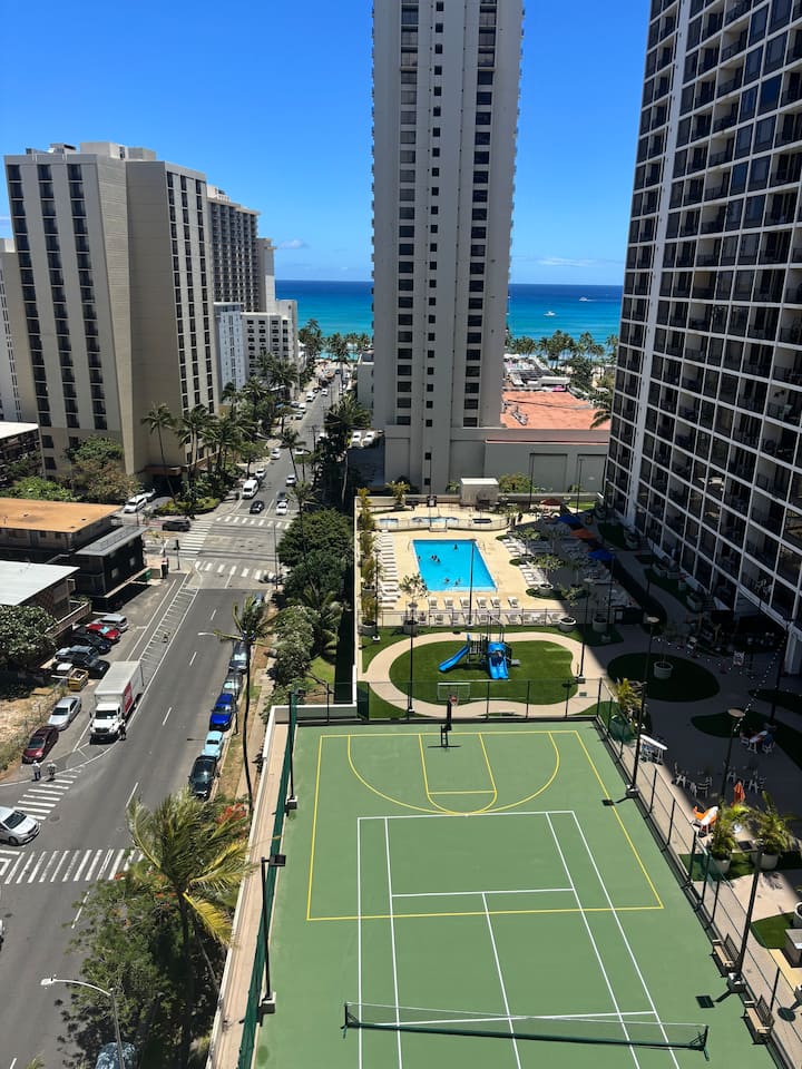 Waikiki Banyan Ocean View Lg Corner 2026 Str 159 - Kāhala Beach, HI