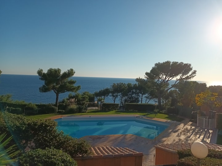 Piscines Appartement Vue Mer Tennis - Plage de Saint-Mandrier-sur-Mer