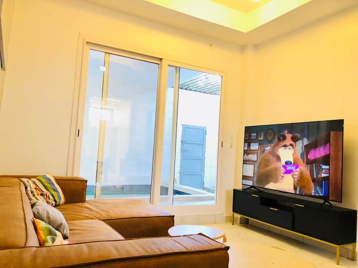 Logement Calme Luxueux Stade Lat Dior Avec Piscine - 세네갈