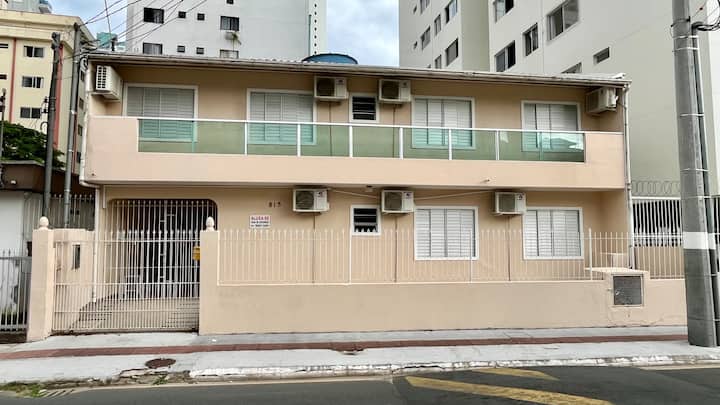 Casa De Excursão Perto Da Praia - Balneário Camboriú