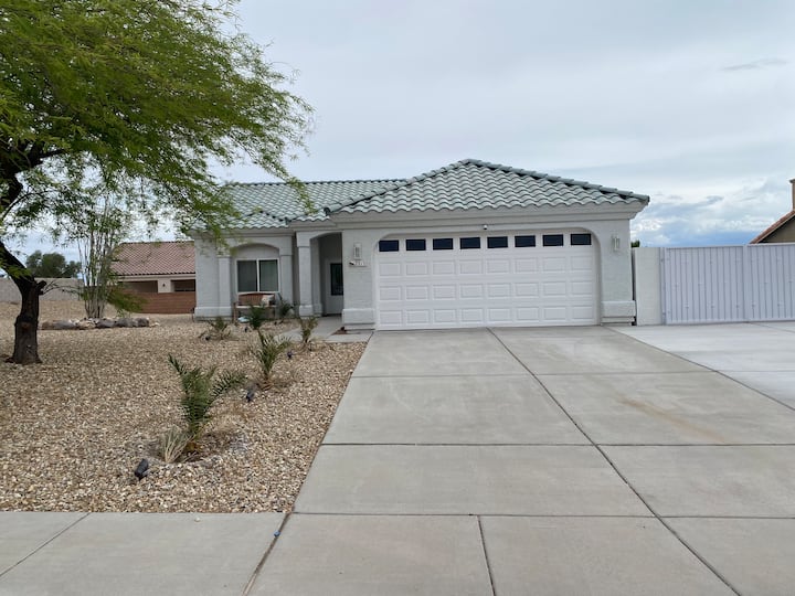 Cozy Home Arroyo Estates W/park, Pool, Jacuzzi,etc - Fort Mohave, AZ