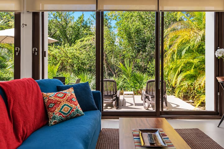 Serene Jungle Villa -Steps From The Ocean - Akumal