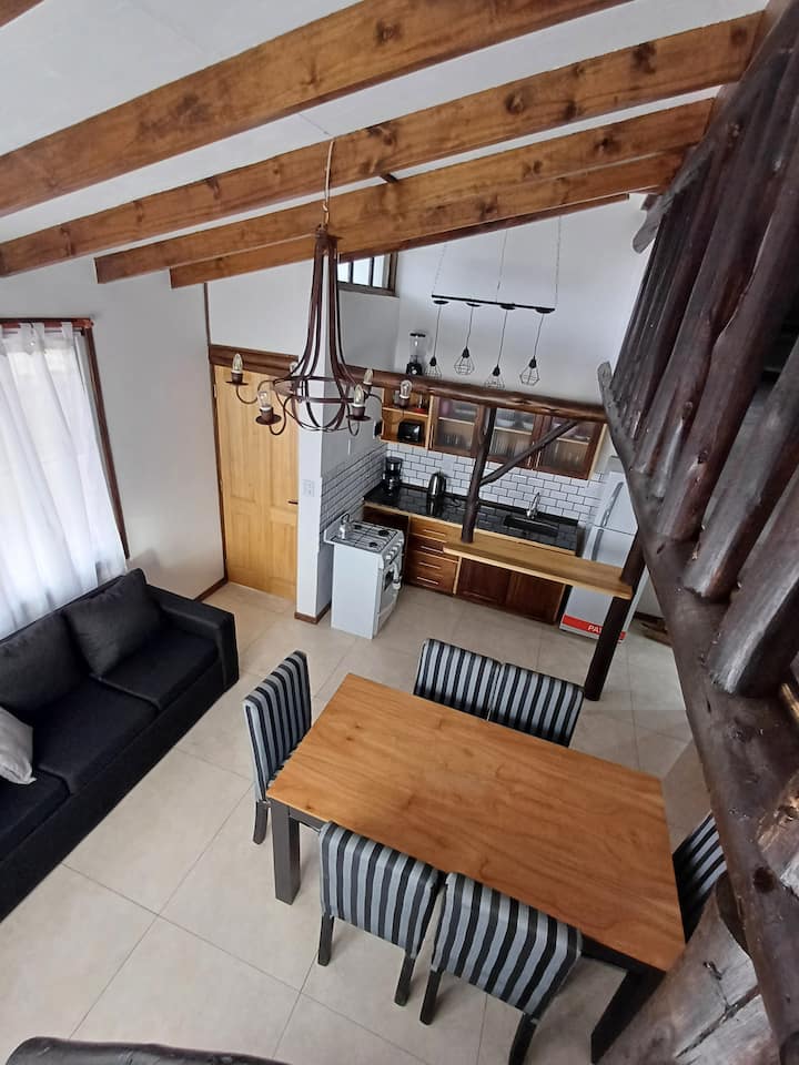 Apartamentos La Dorada

1 - Argentina