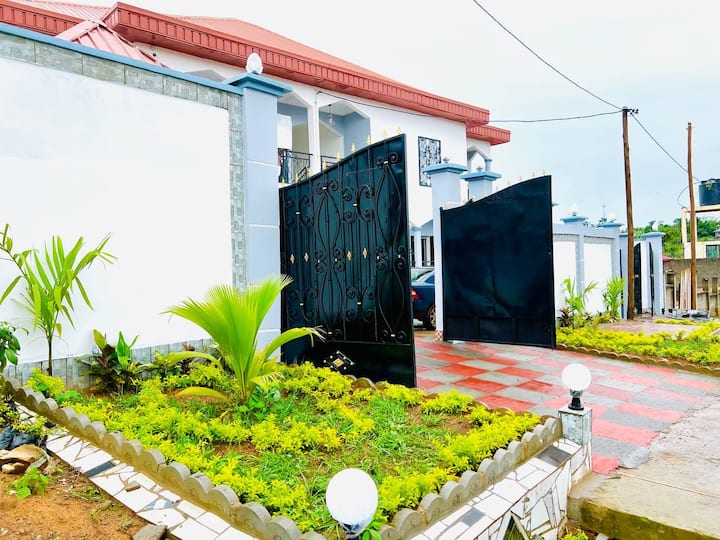 Appartement 5 Minutes Aéroport - Yaounde