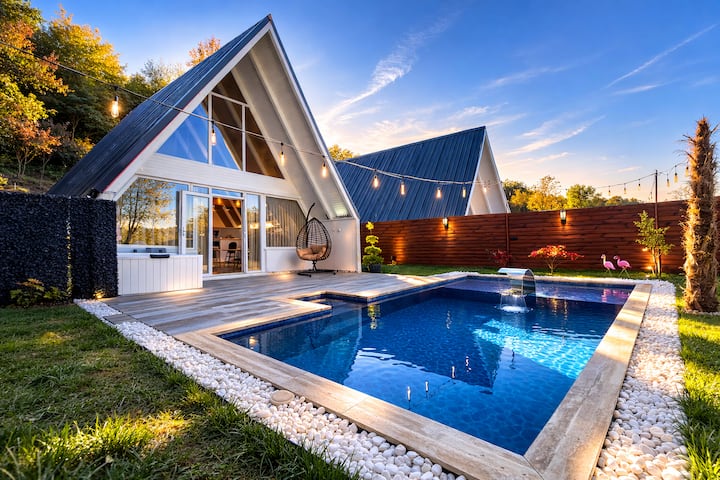 Nut Garden Bungalov 2
Sıcak Havuz, Jakuzi - Turkey