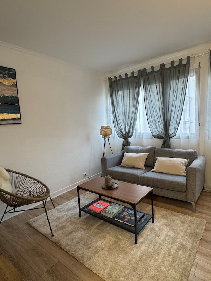 Le Reflet De L'hôtel De Ville - Rouen - 루앙