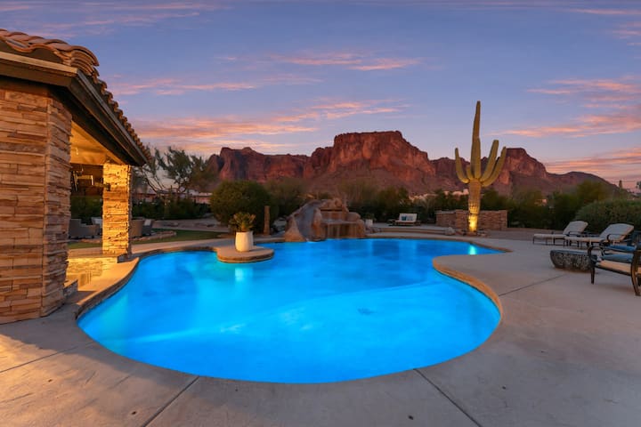 5k Sqft Luxury 4bed/5.5bath - Apache Junction