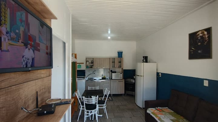 Loft, Valor Para 1 Pessoas, O Local Comporta 3. - Canoas