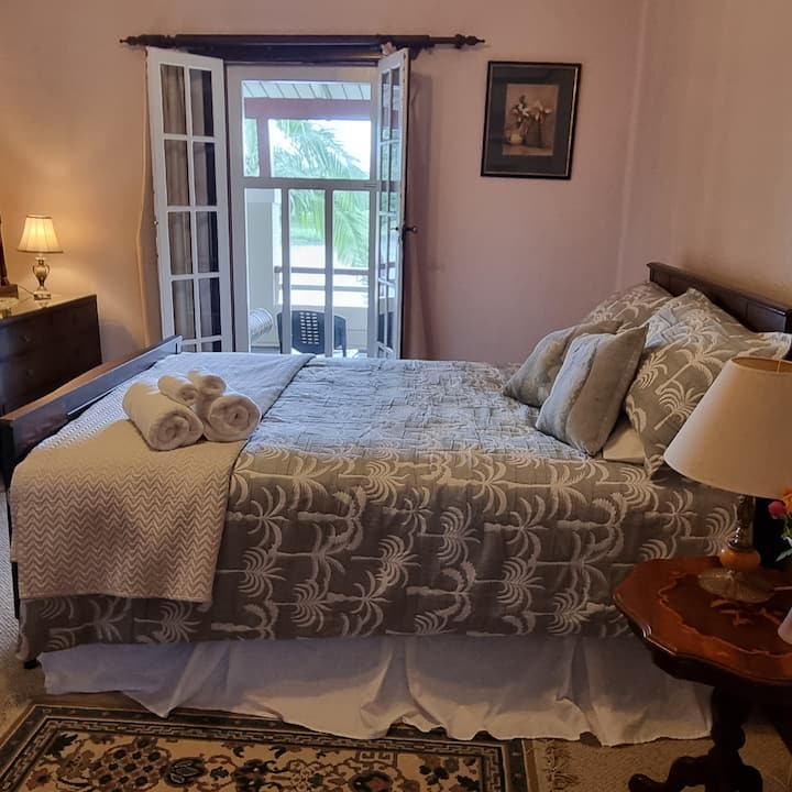Netherby Guest House Bedroom 1 - Kempsey