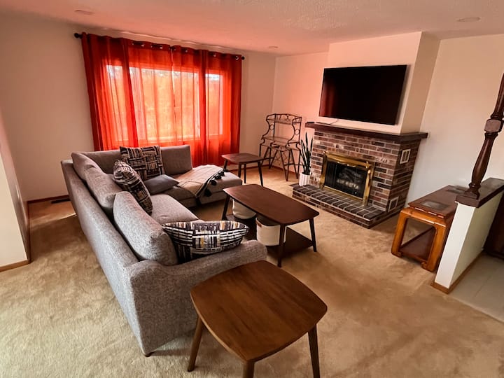 Charming City Escape - Omaha, NE