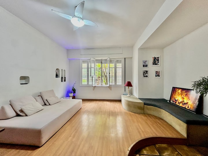 Room At The Best Location In A Multicultural House - Rio de Janeiro