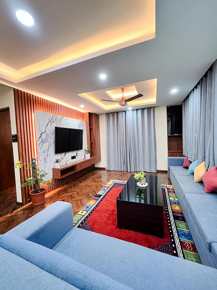 Modern 4-bedroom Family Oasis W/ Terrace - Kathmandu