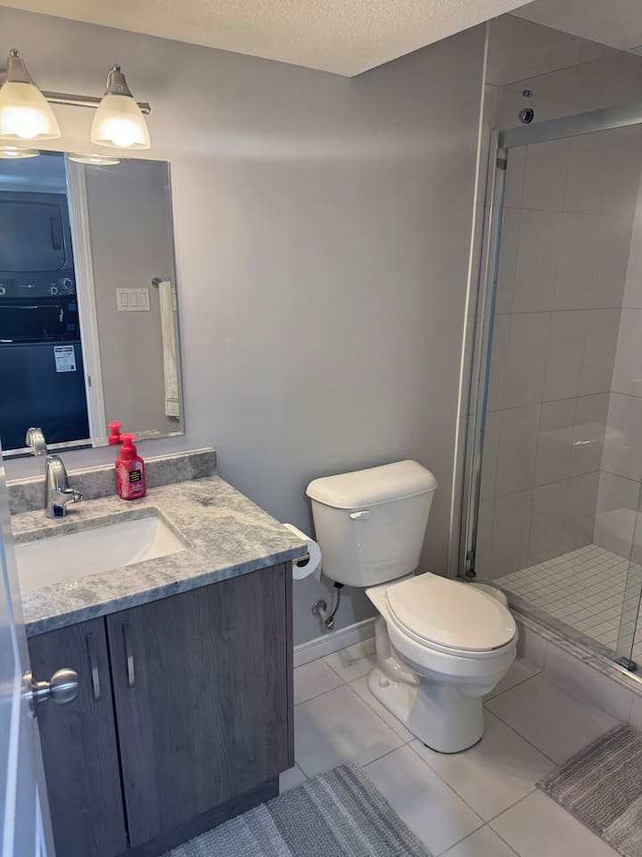 Open Studio Apartment - Chicopee