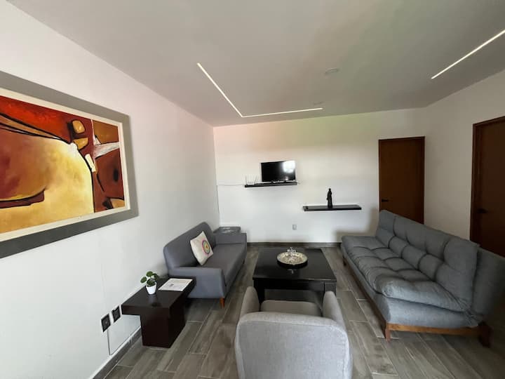 Apartamento, Excelente Ubicación En Metepec. - Metepec