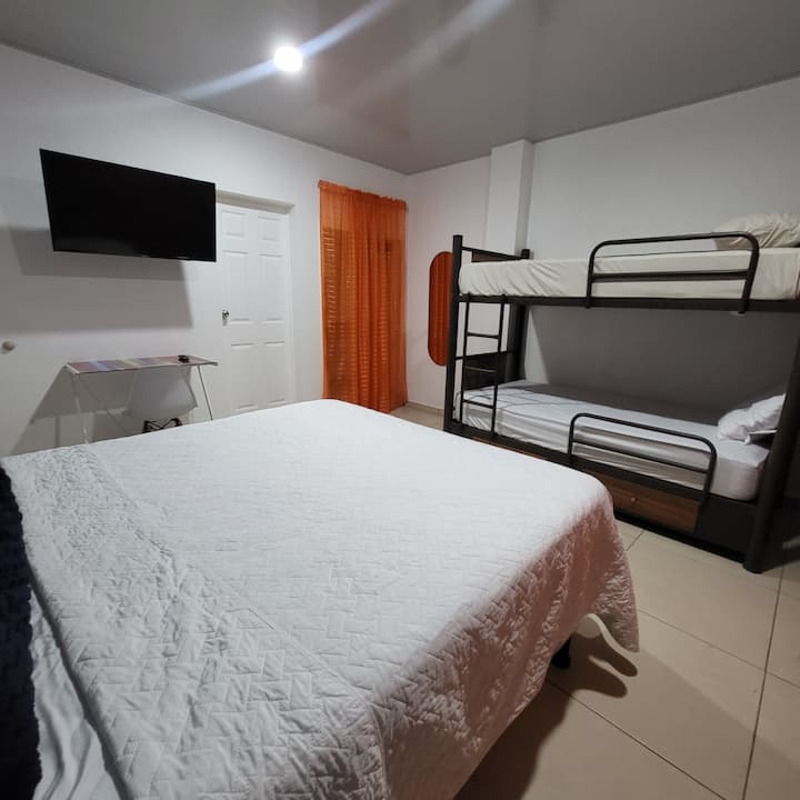 Habitación 2 En Casa De ÁNgeles - San Salvador