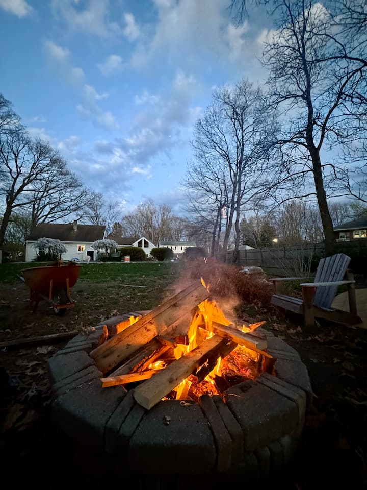 Bohoretreat |Near Gillette|sleeps 6 |Yard +Parking - Brockton, MA