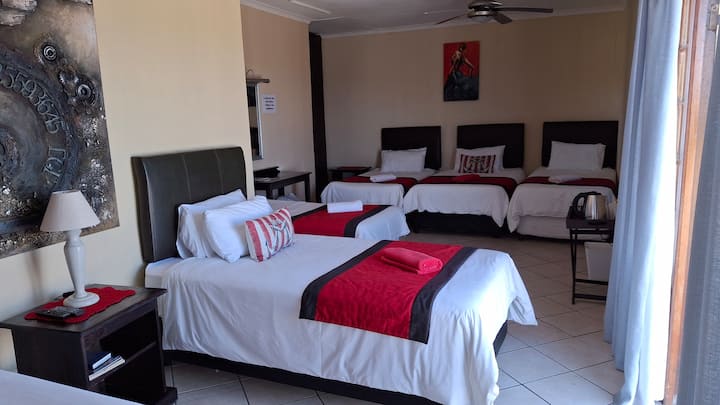 Ocean View 6 Sleeper - Port Shepstone