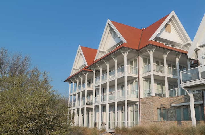 Bardot. Luxury Apartment With A Pool And Spa Area - Cadzand