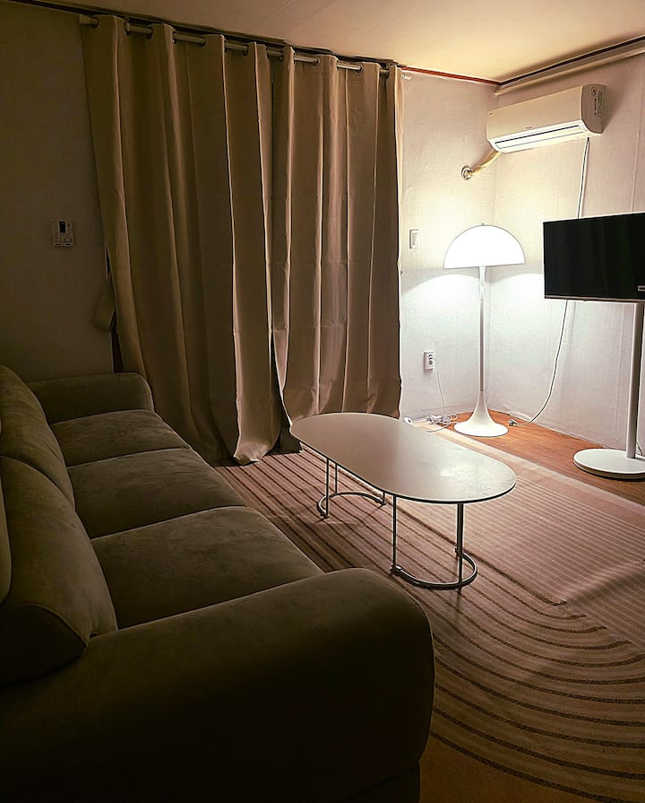 나를만나다2/늦퇴실13시/무료주차/수성못5분/동성로,동대구역10분/김광석거리 5분/짐보간 - 大邱