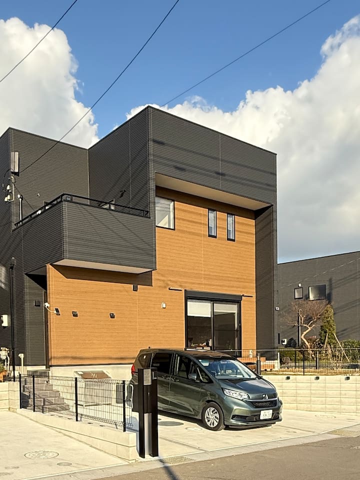 新房可住6人/近成田机场/高尔夫度假屋/无接触自助入住/早鸟价优惠/yamaguchi - 白井市