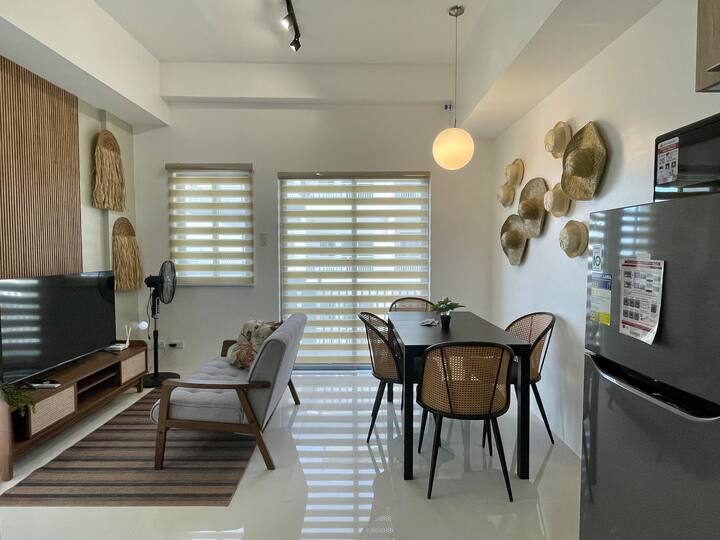 Comfy 2 Bedroom With Balcony - Pavia