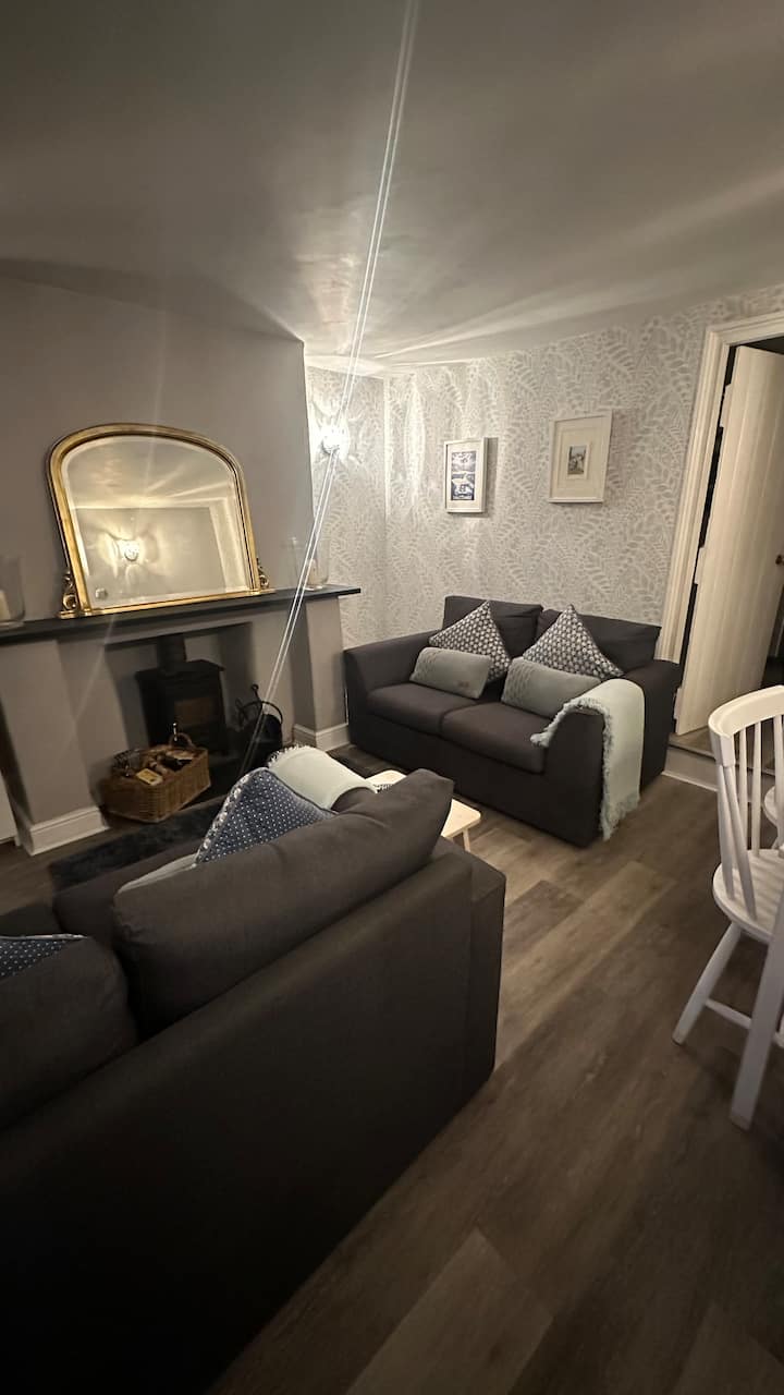 4 Devon Square - Kingsbridge