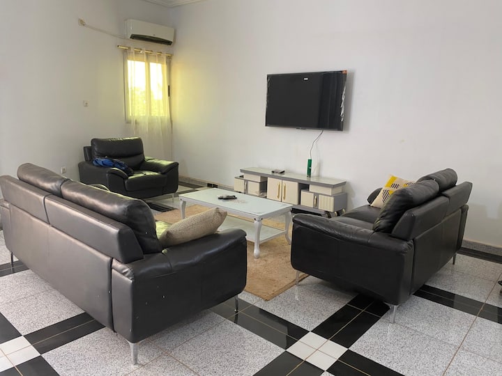 Résidence Meublée 2 Chambres Salon Alikader - Côte d'Ivoire