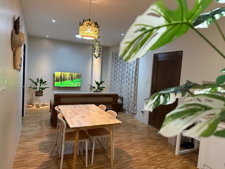 2 Bedroom Haven #6 - Near City Proper (W/ Parking) - Baguio