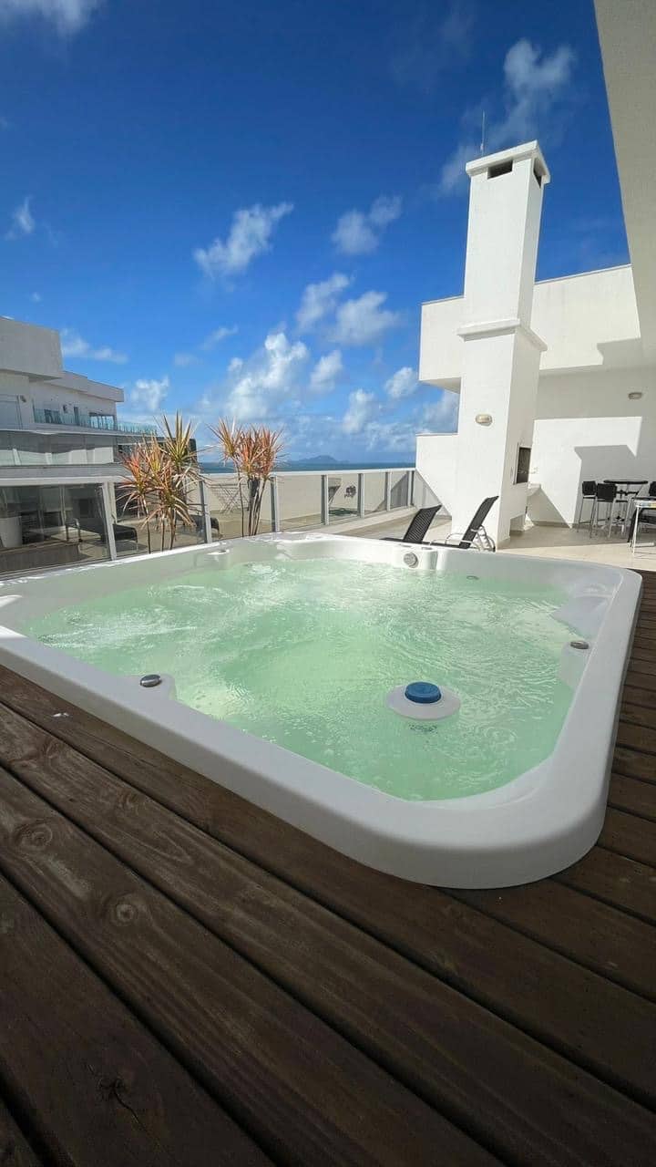 Linda Cobertura Com Jacuzzi - Florianópolis